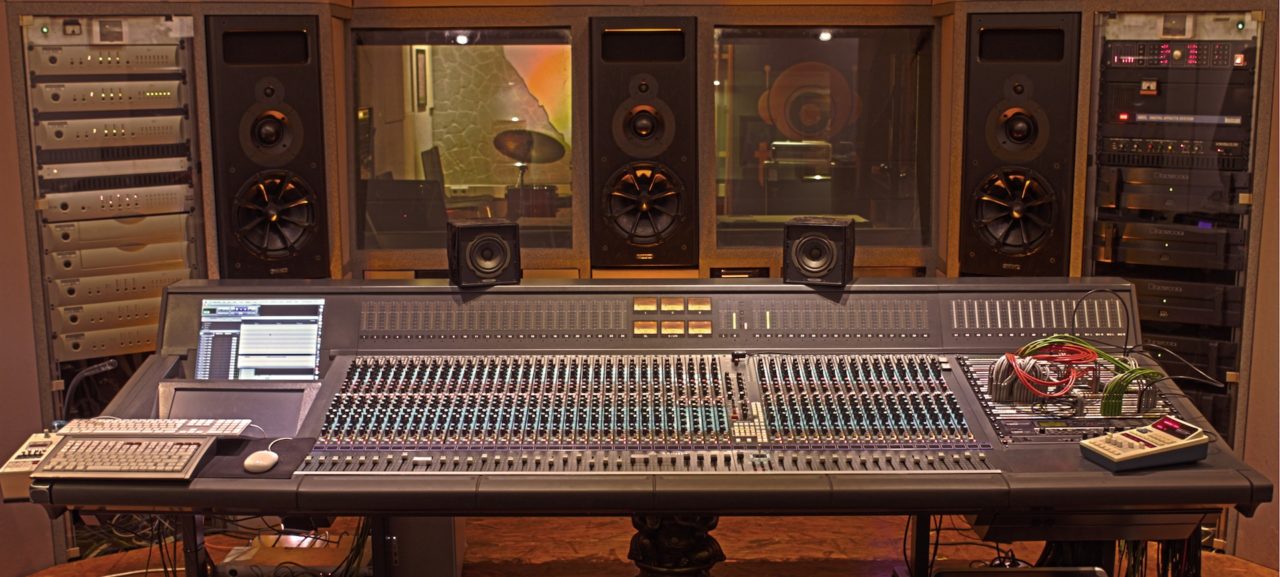 Analoges Tonstudio in Wien | vielfach ausgezeichnet | t-on
